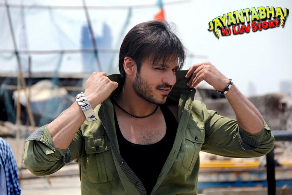 Watch Jayantabhai Ki Luv Story (2013) Theatrical trailer featuring ...